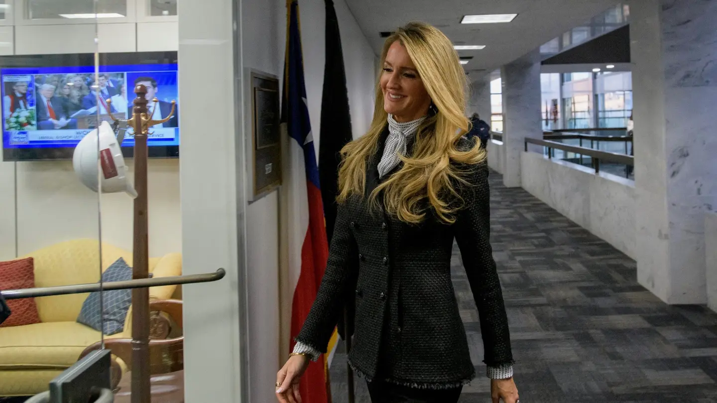 Trump Cabinet Nominee Vows to Donate Salary to Charity if Confirmed ...